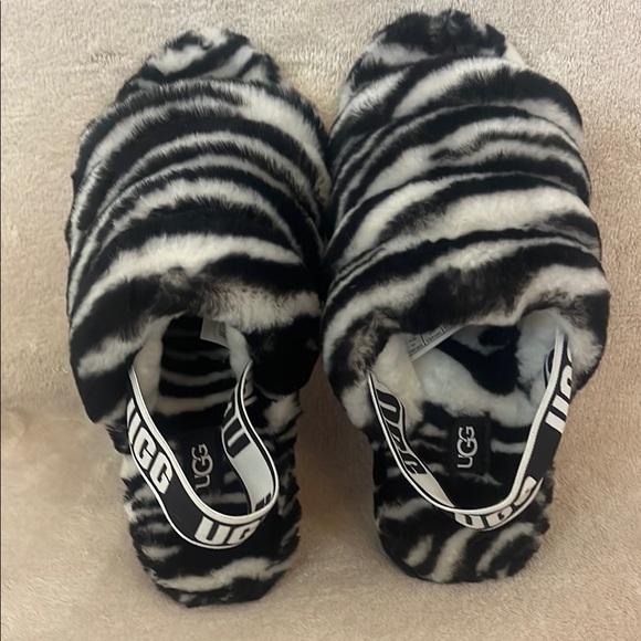 UGG | Shoes | New Ugg Fluff Yeah Slide | Poshmark